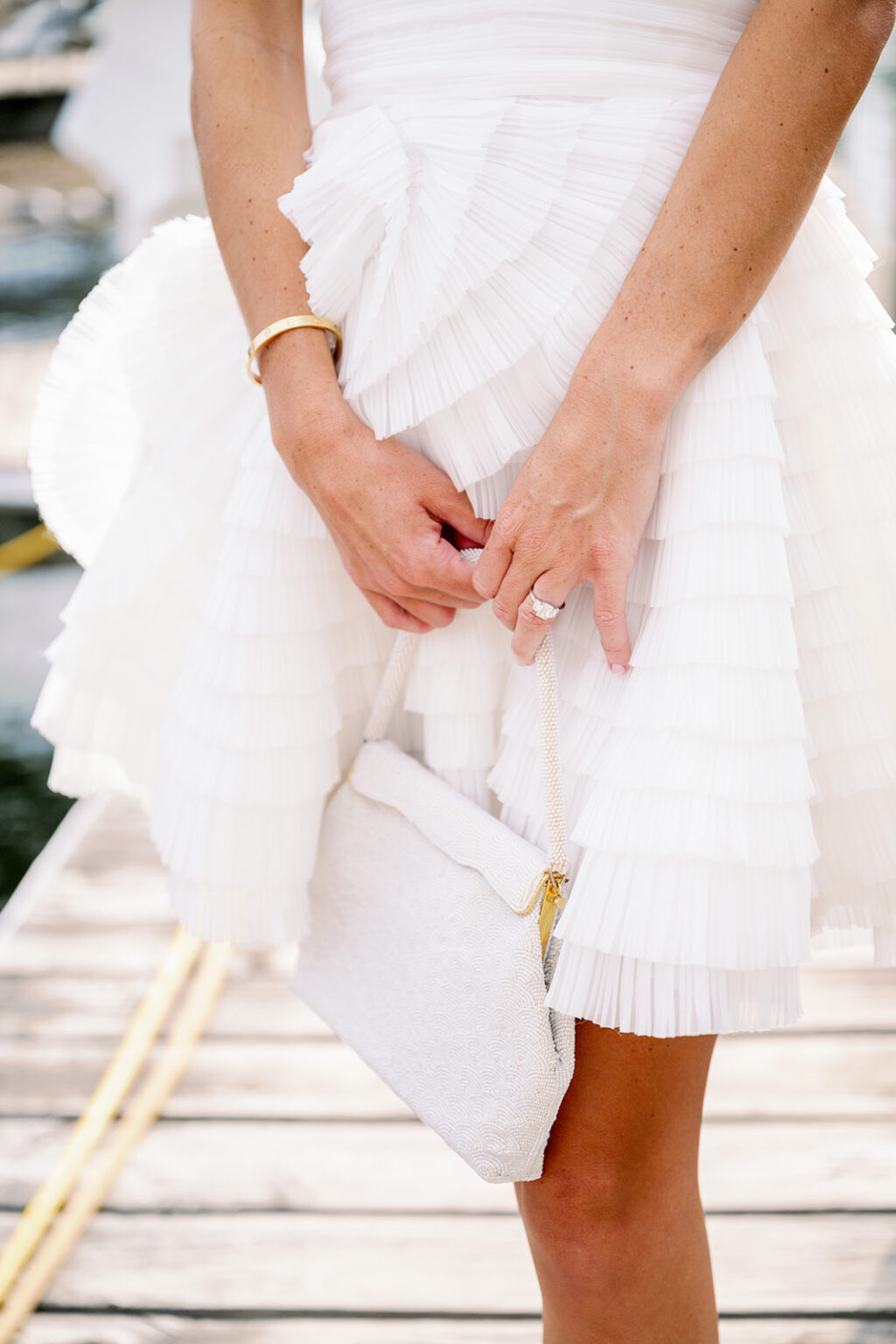 A Modern Floral Wedding at Minikahda Club • katherinemarchand.com